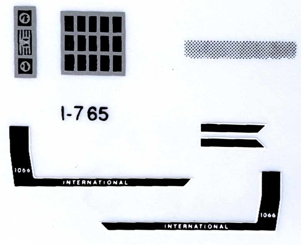Decal 1/64 IH 1066 Set (black stripe, Gunning, Clifton) - DI765 ...