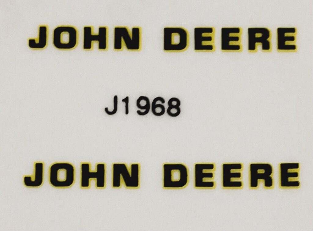 Decal John Deere - Black Print, Yellow Outline 1 5/16" - Logo DJ1968 ...