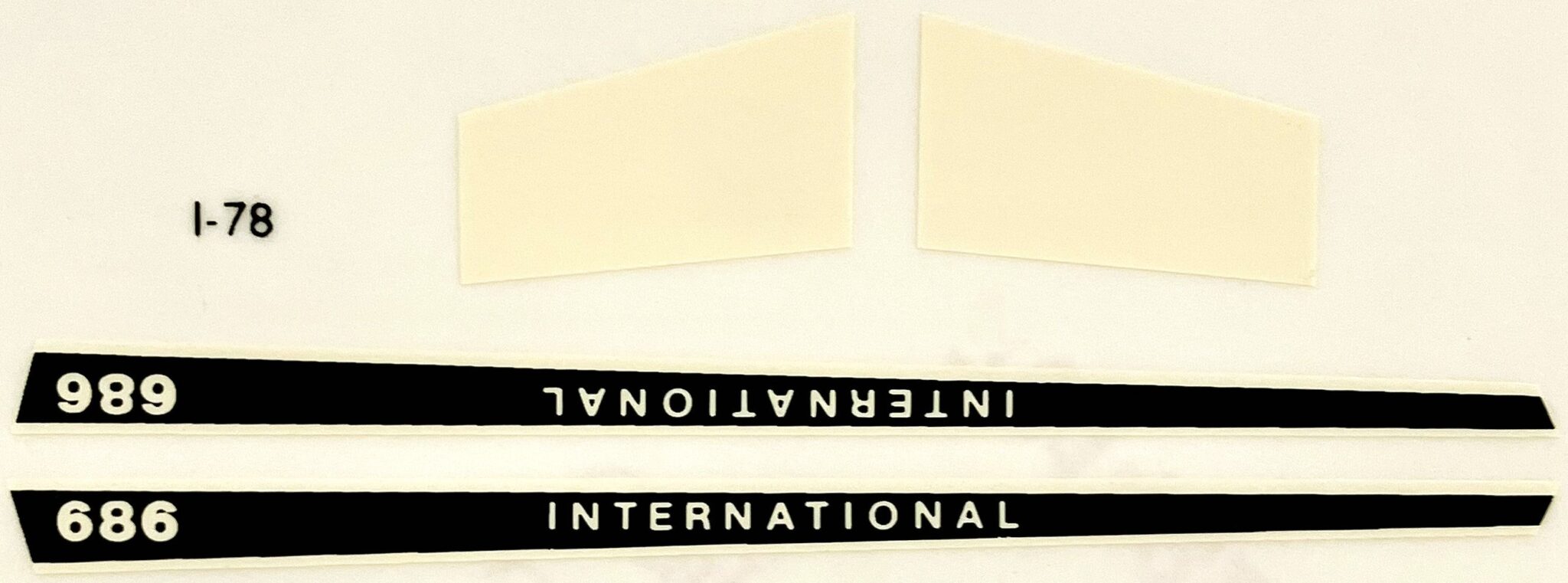 Decal 1/16 IH 686 Side Panels - DI78A - Midwest Decals & Farm Toys