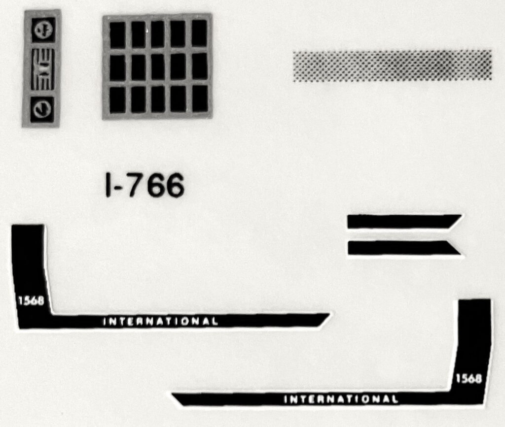 Decal 1/64 IH 1568 Set (black stripe, Gunning, Clifton) - DI766 ...
